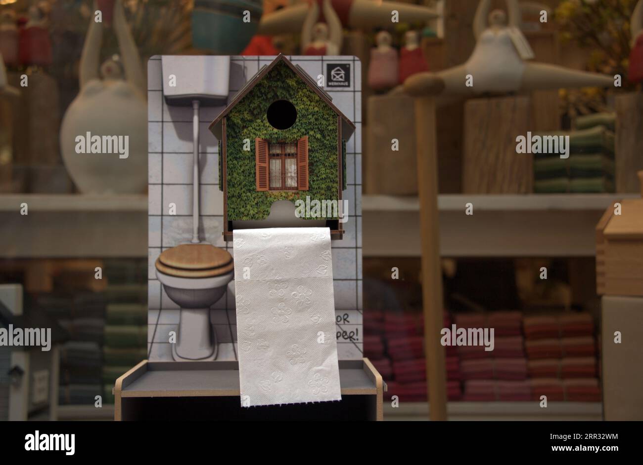 Fuori contesto immagini e fotografie stock ad alta risoluzione - Alamy