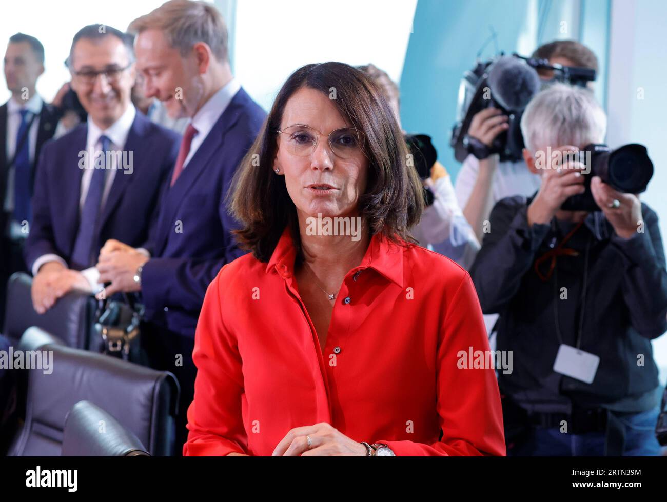 Deutschland, Berlino, Bundeskanzleramt, Das Bundeskabinett befasst sich in seiner 74. Sitzung AM ...