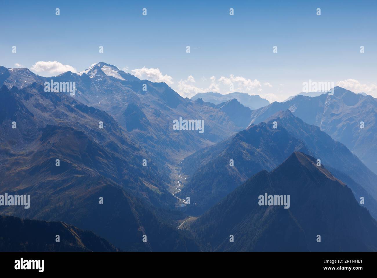 Adula alpen immagini e fotografie stock ad alta risoluzione - Alamy