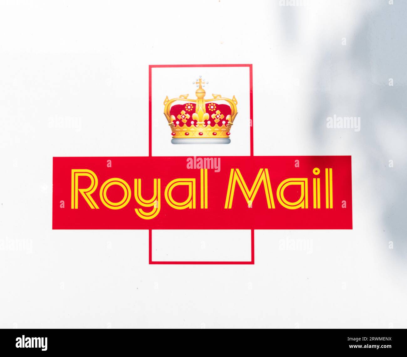 Royal mail logo immagini e fotografie stock ad alta risoluzione - Alamy