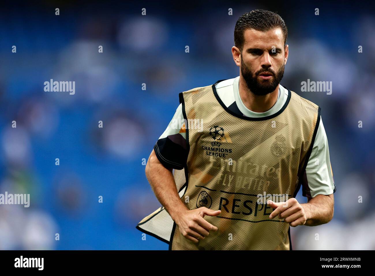 Nacho del Real Madrid CF durante il riscaldamento prima della partita ...