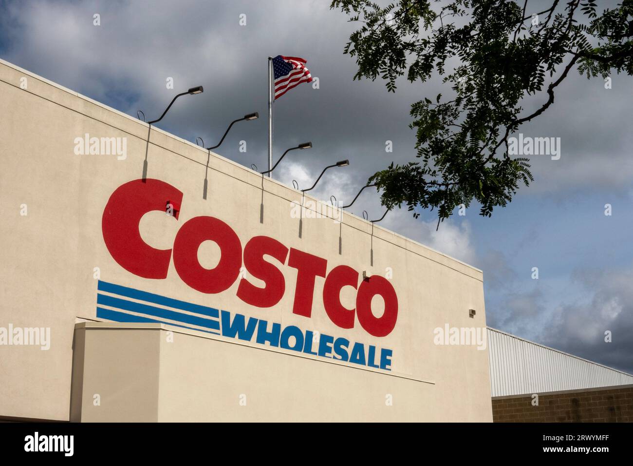 Esterno all'ingrosso di costco immagini e fotografie stock ad alta ...