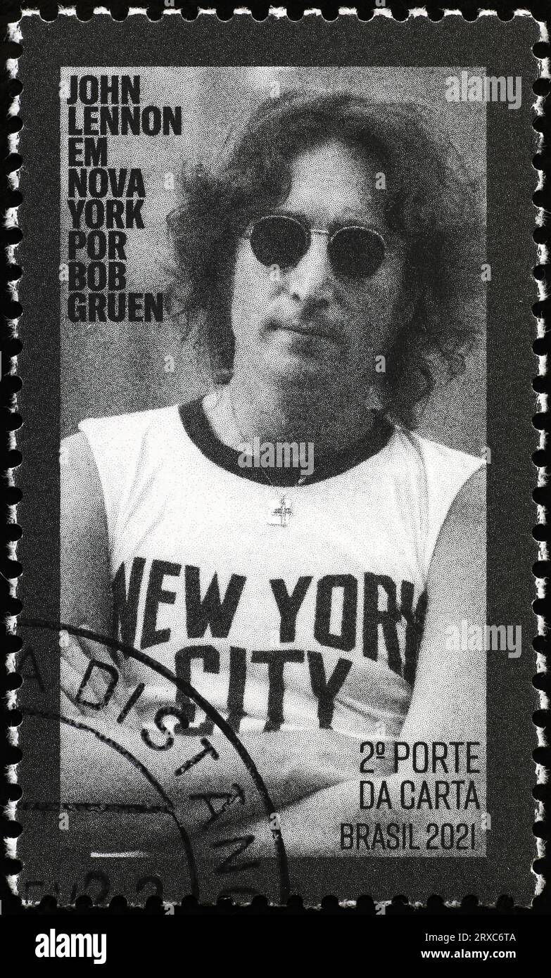 About her life with john lennon immagini e fotografie stock ad alta ...