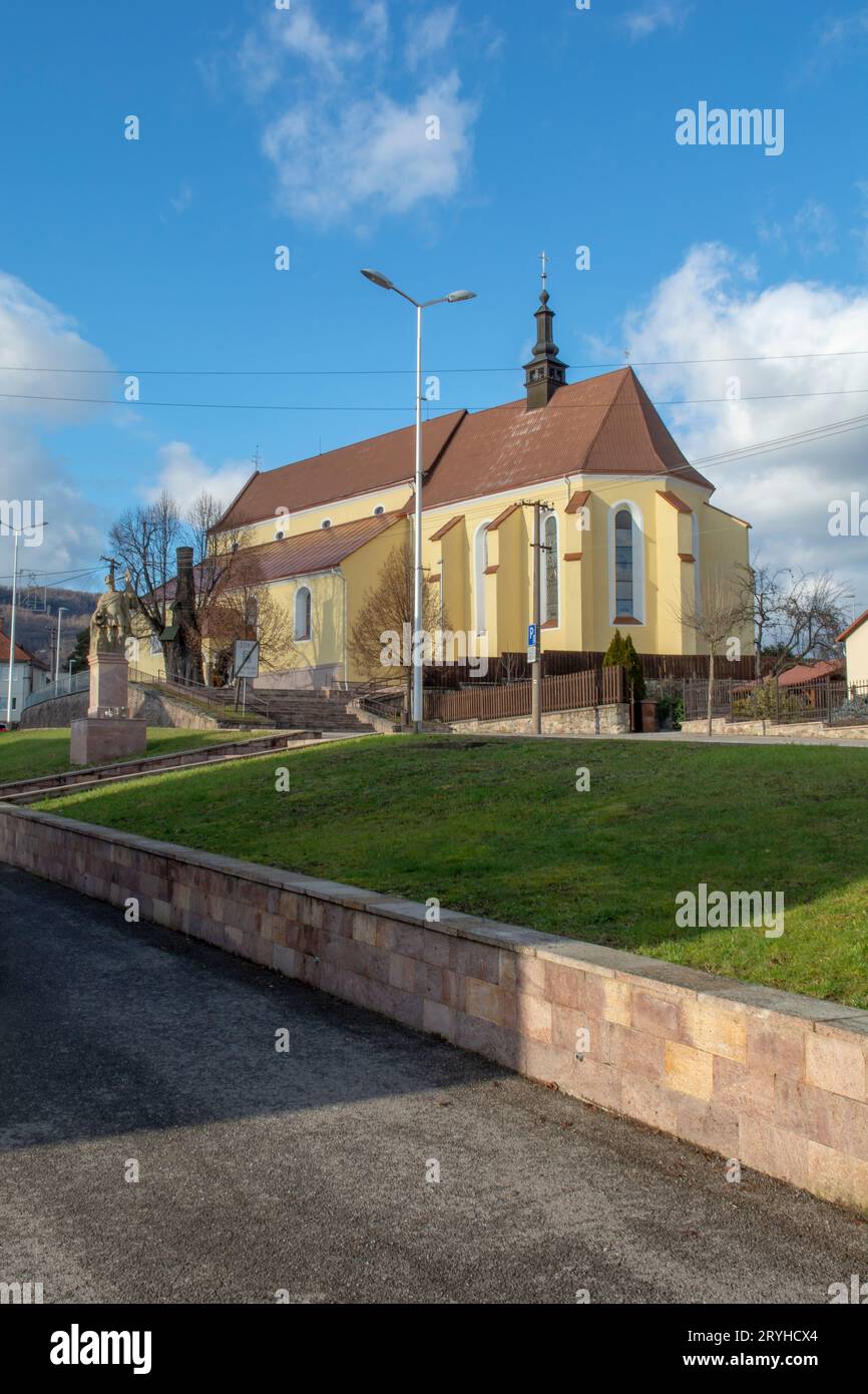 Chiesa parrocchiale della natività della vergine maria immagini e ...