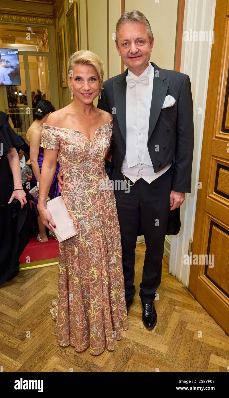 82° ballo filarmonico di Vienna 2025 al Musikverein di Vienna, Austria ...