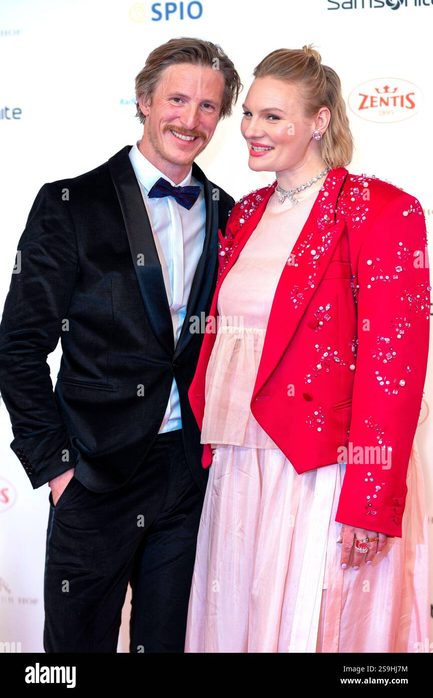 Golo Euler und Rosalie Thomass beim 49. Deutschen Filmball 2025 im Hotel Bayerischer Hof ...