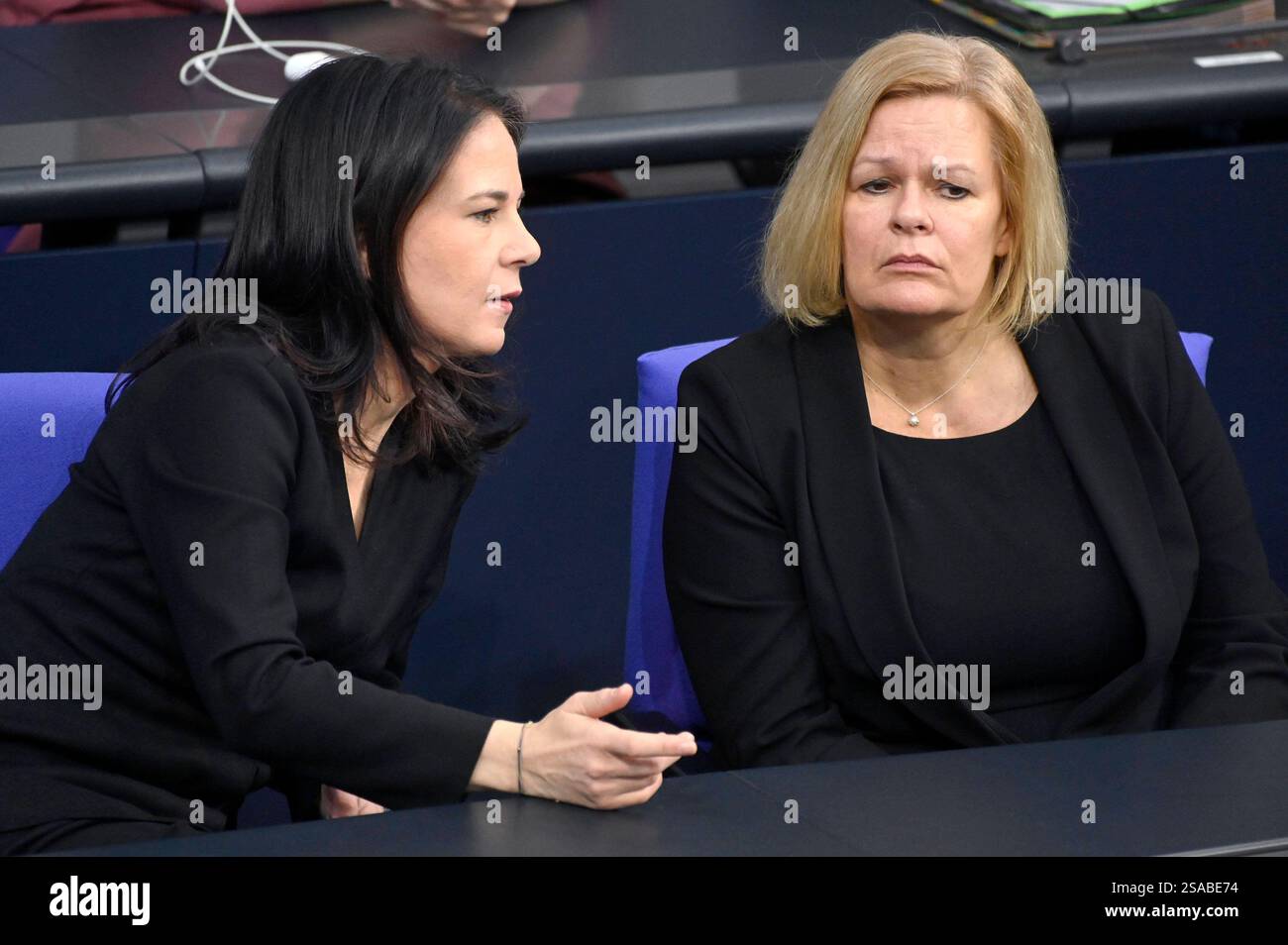 Annalena Baerbock e Nancy Faeser nel der 209. Sitzung des Deutschen ...