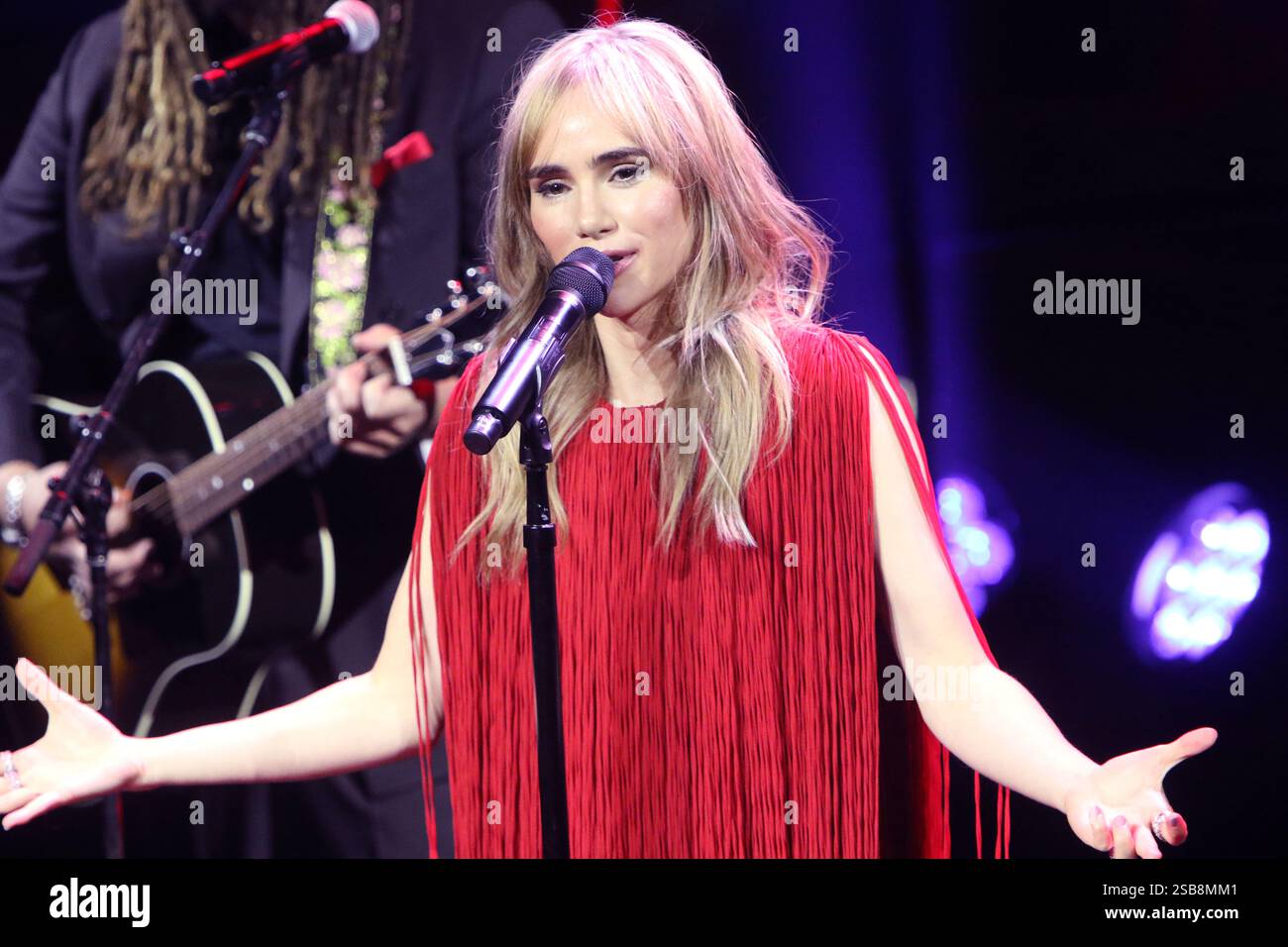 30 gennaio 2025 Suki Waterhouse si esibisce al concerto American Heart ...