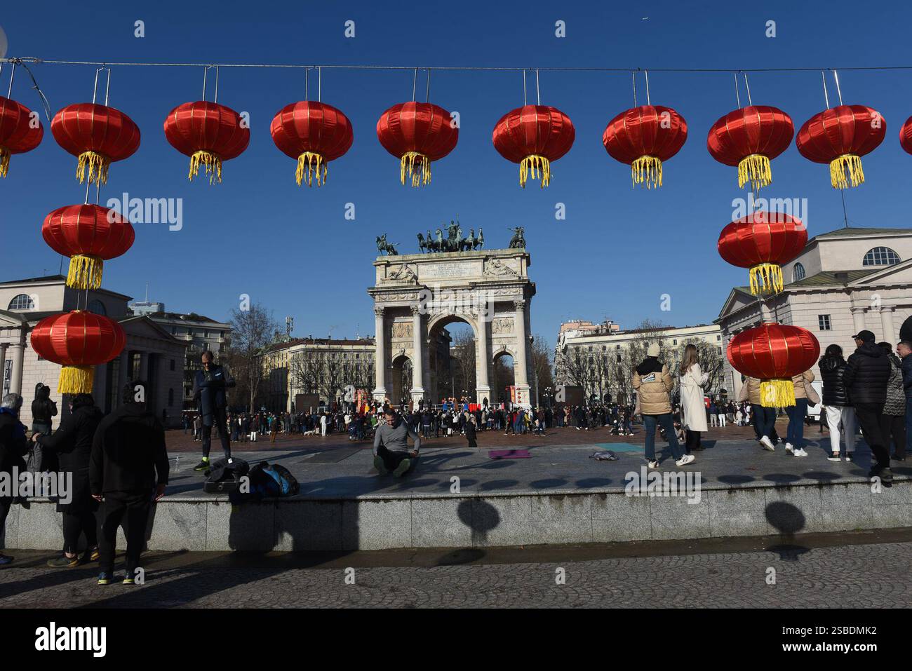 Milano, Italia. 2 febbraio 2025. Il Capodanno cinese segna un nuovo ...