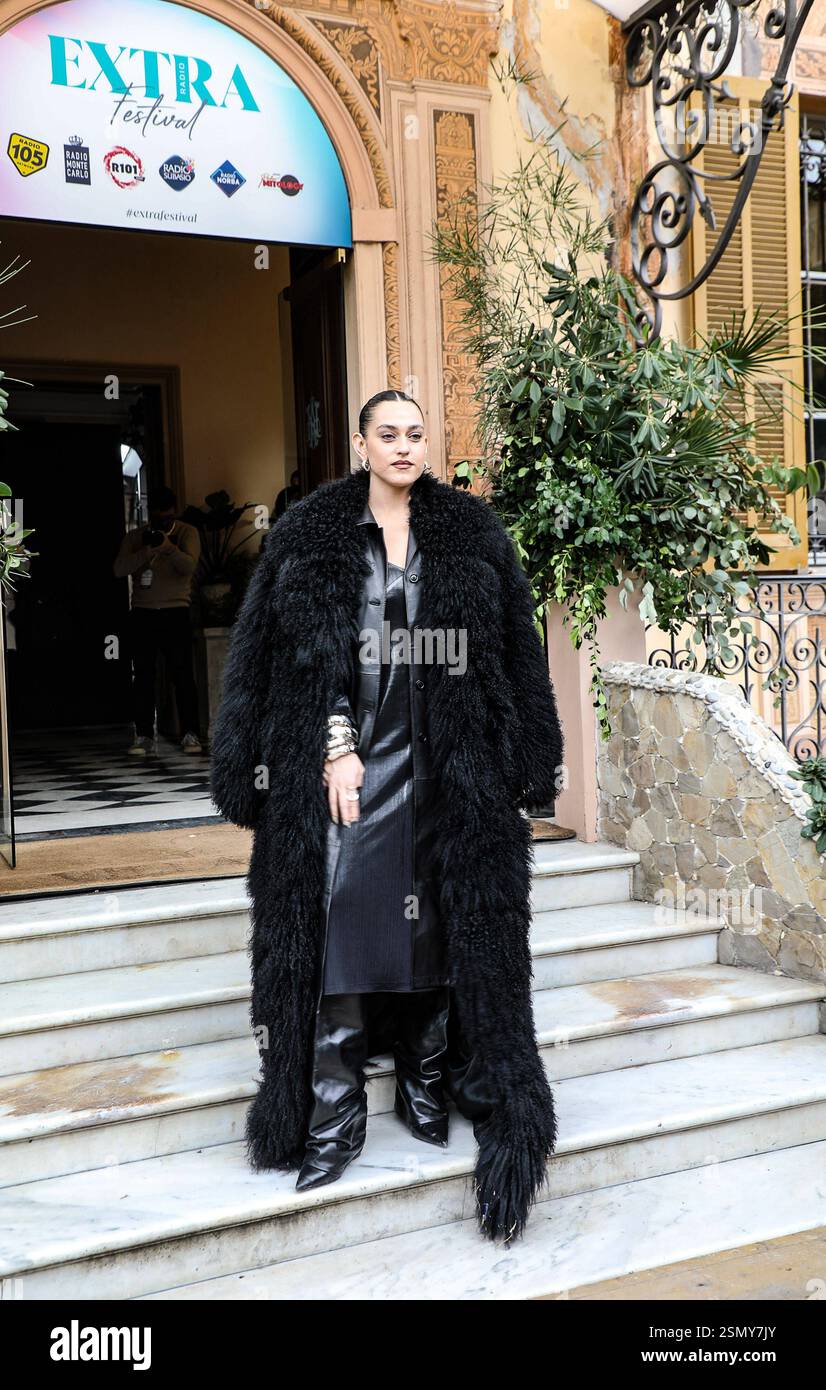 Artista italiano Live Music Show - GLI OSPITI DI VILLA NOBEL ...