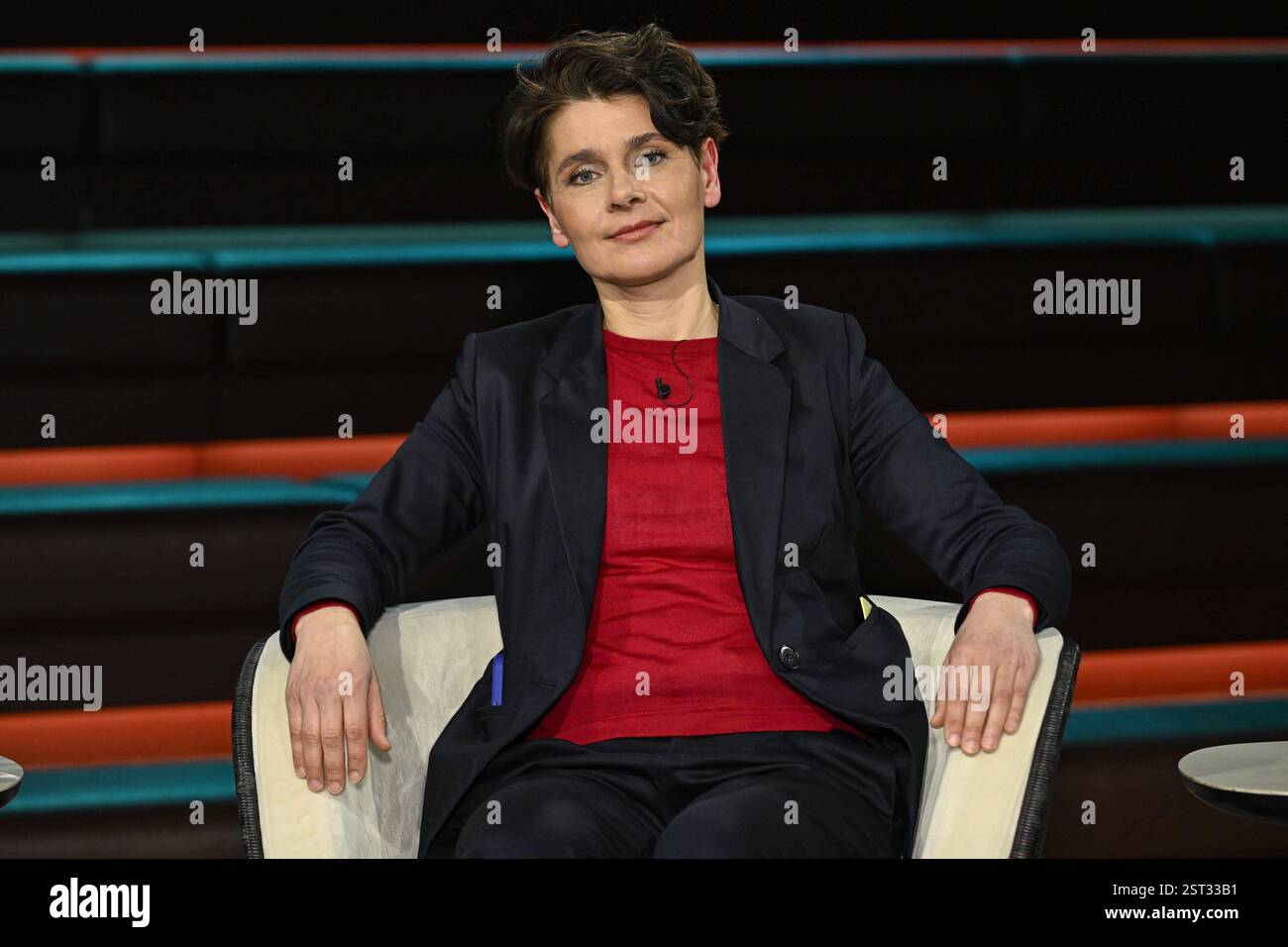 Anna Lehmann Journalistin 02/25 sua Anna Lehmann AM 9. Febbraio 2025 in ...