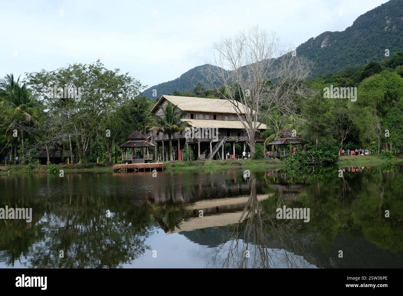 Sarawak cultural village immagini e fotografie stock ad alta ...