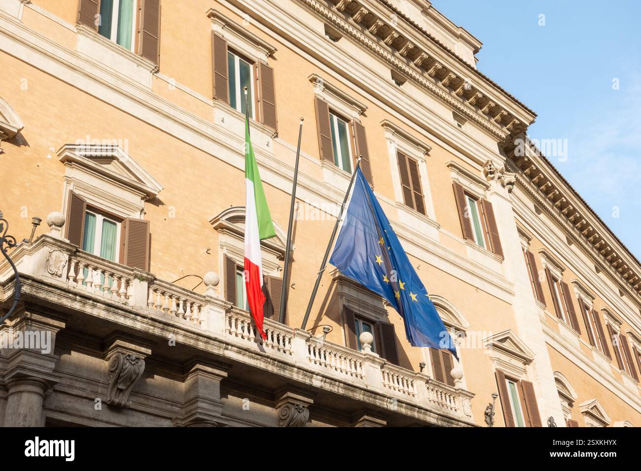 Parlamento italia immagini e fotografie stock ad alta risoluzione - Alamy