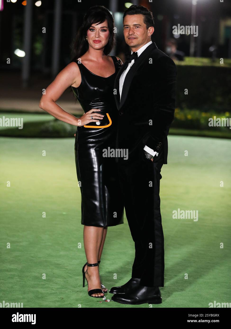 Katy Perry si dirigerà nello spazio sul volo Blue Origin All-Women sul ...