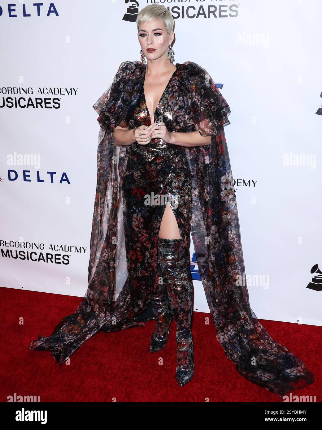 Katy Perry si dirigerà nello spazio sul volo Blue Origin All-Women sul ...