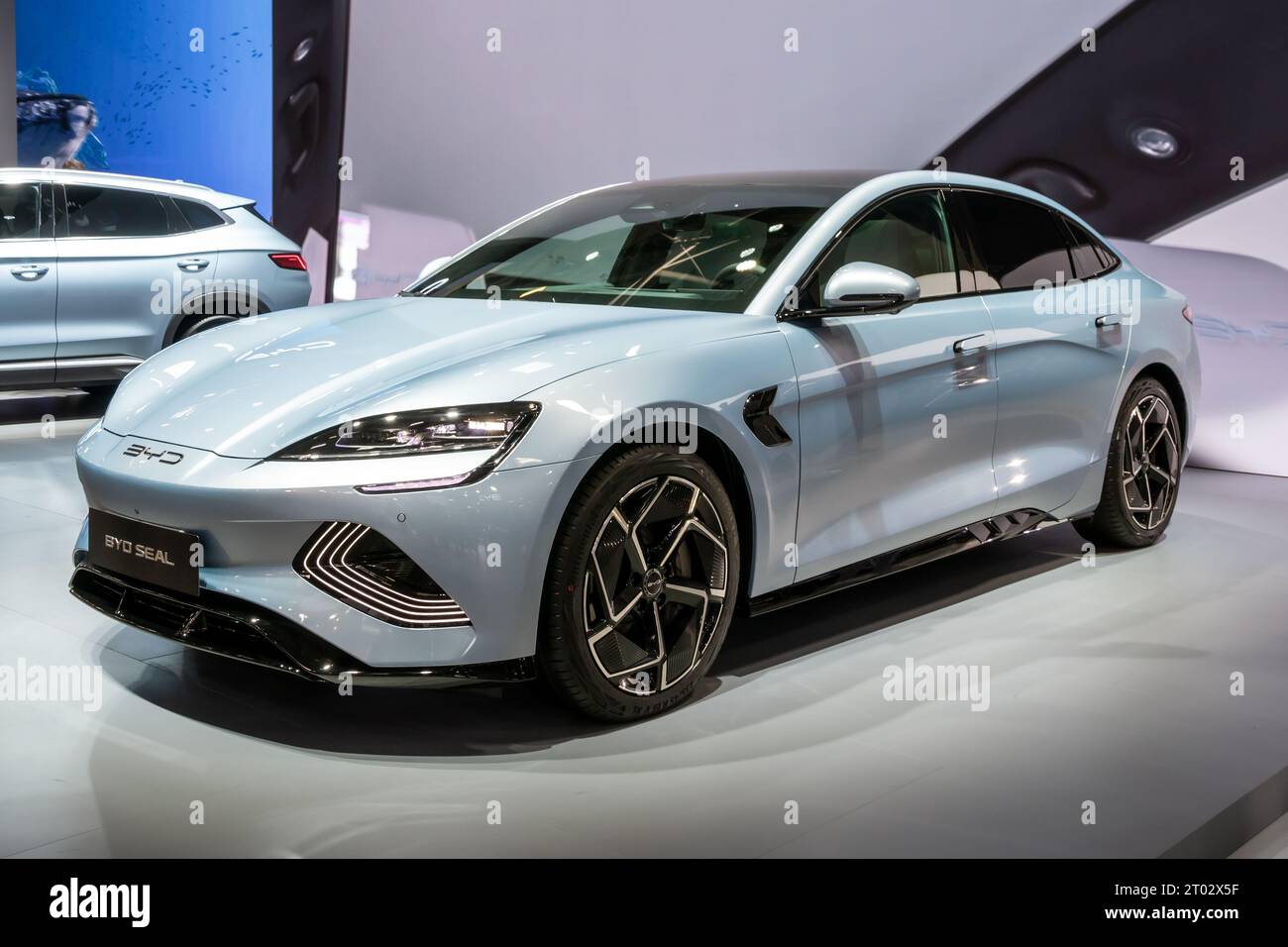 L'auto elettrica BYD Seal 2024 alla fiera IAA Mobility 2023 di Monaco ...