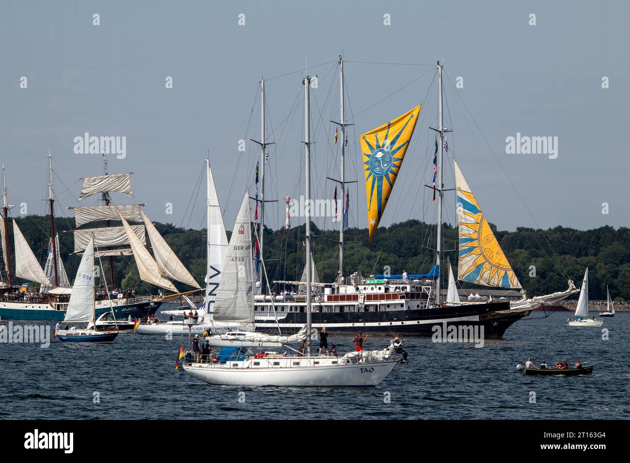 Navi da addestramento a vela immagini e fotografie stock ad alta ...