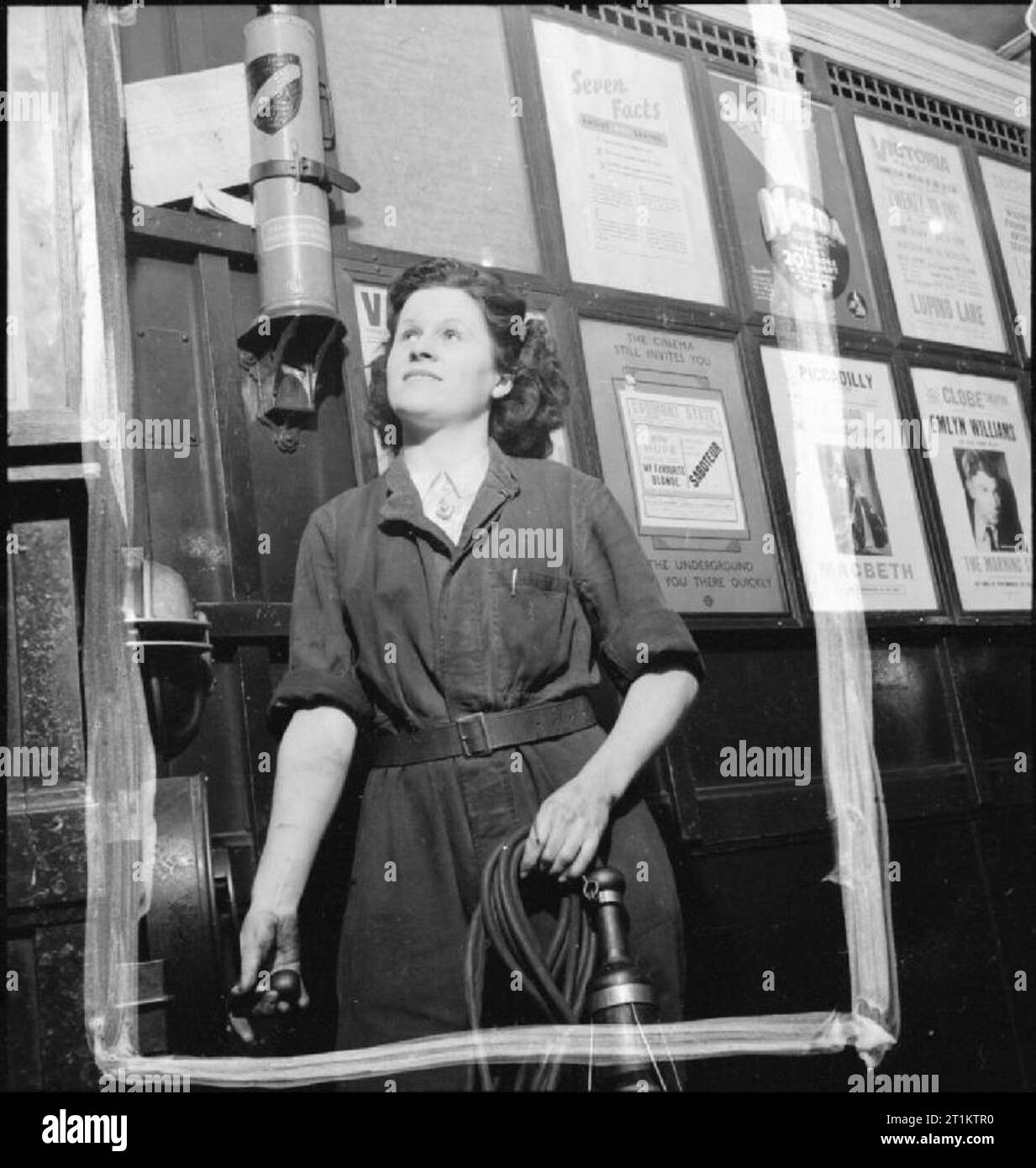 Ferrovia Metropolitana le donne- Donne al lavoro su Londra tubo della ...