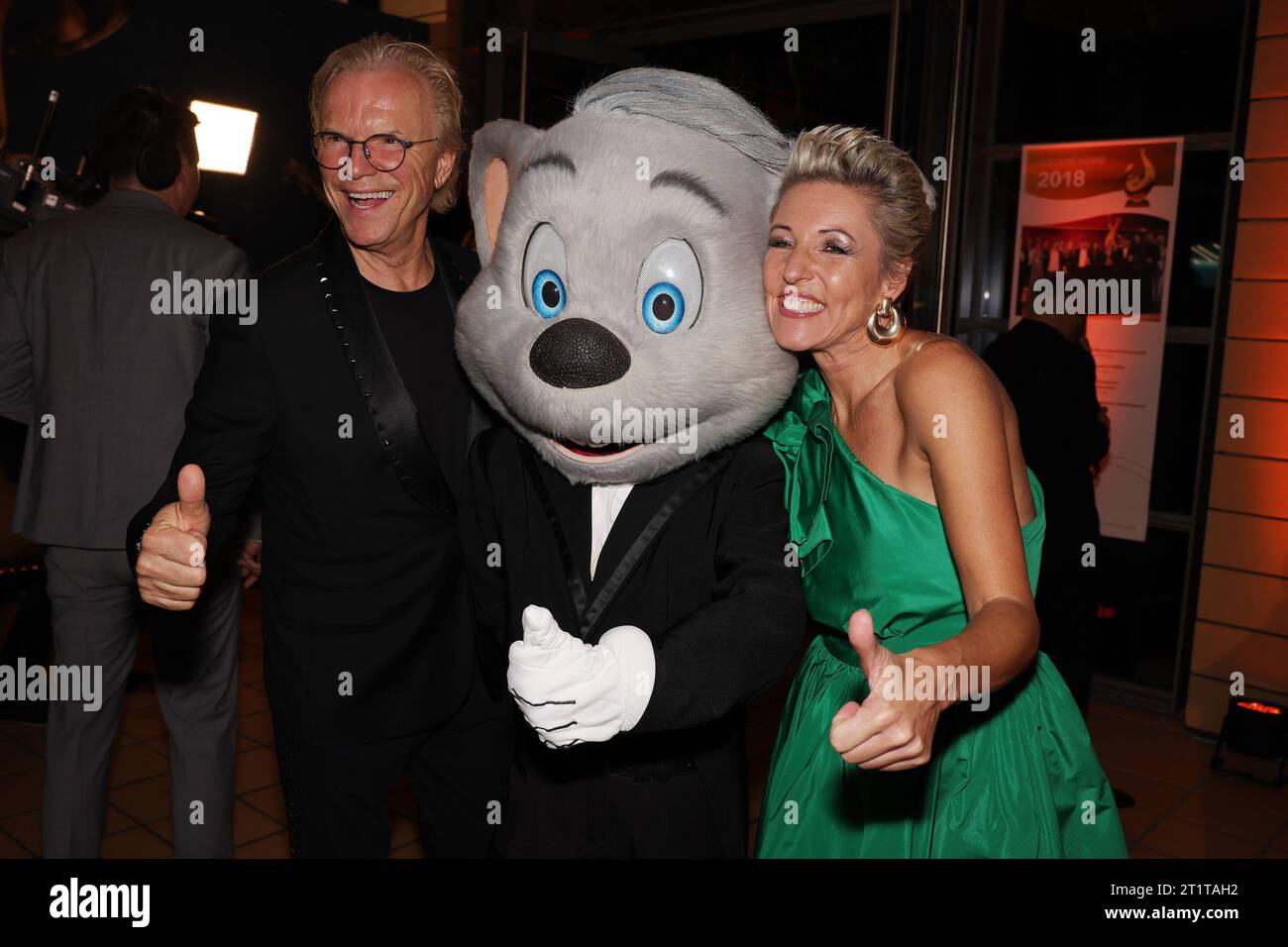 Wolfgang Lippert und Alexandra Hofmann Verleihung Goldene Henne 2023 ...