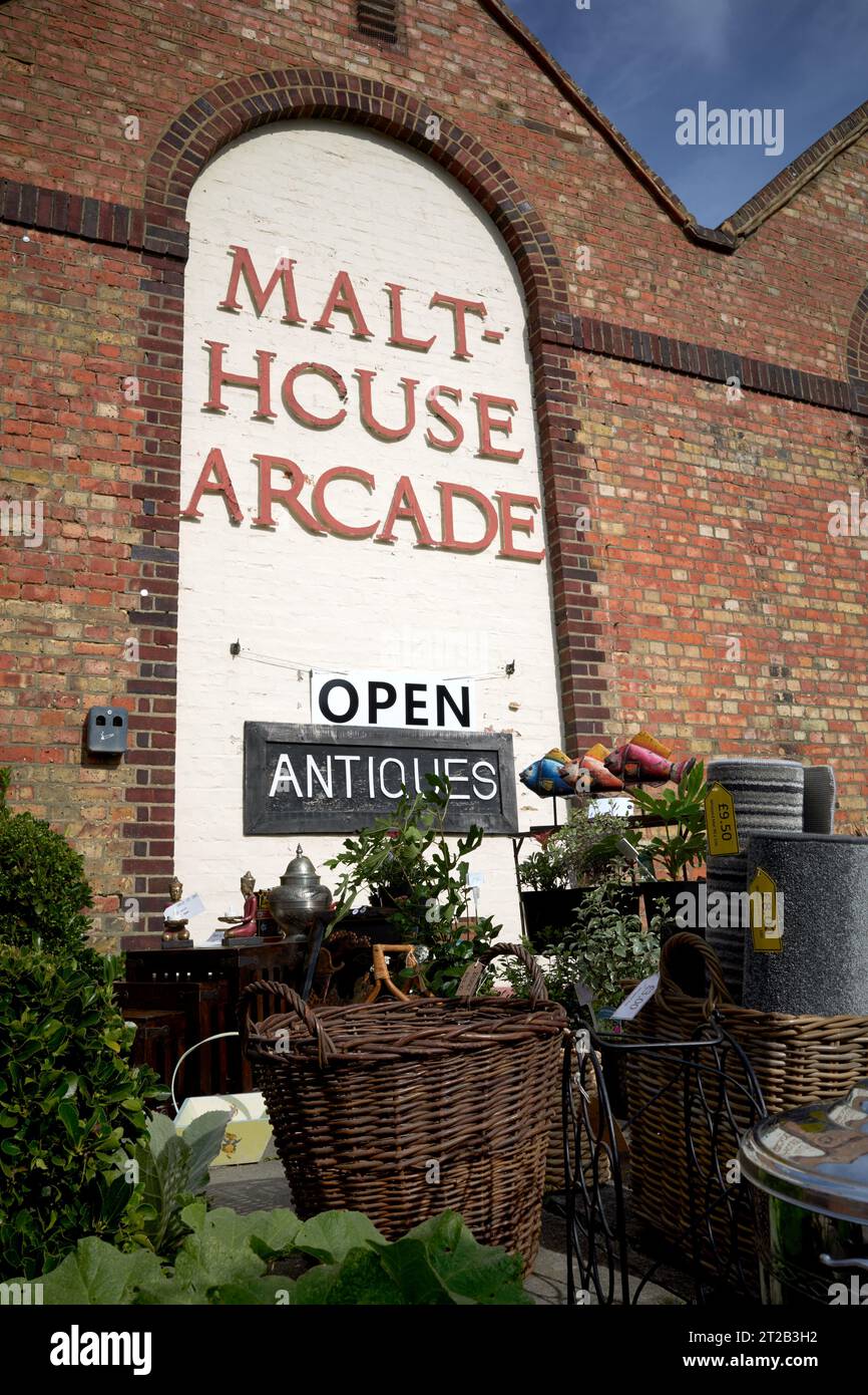 Brewery malt house immagini e fotografie stock ad alta risoluzione - Alamy