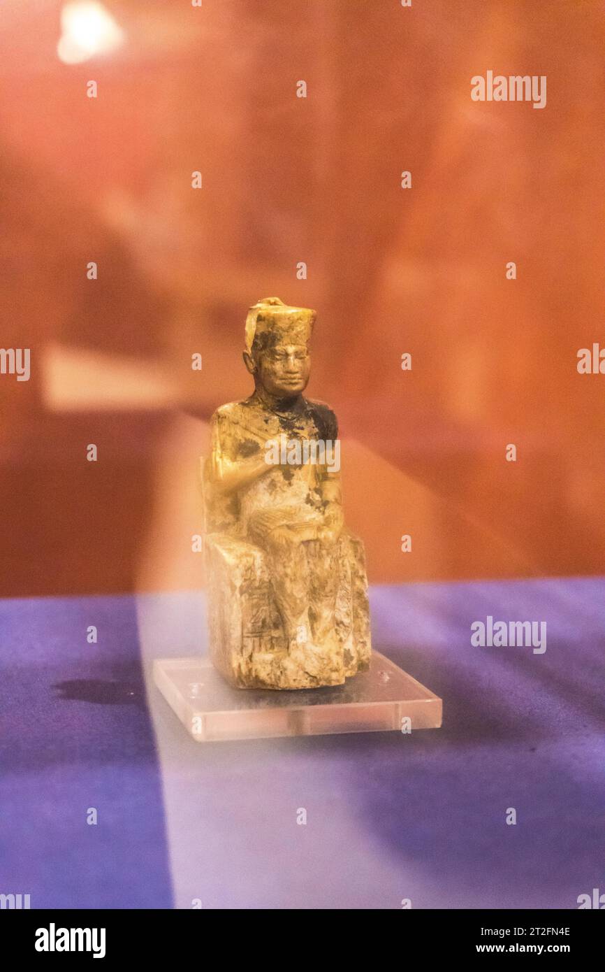 Cairo, Egitto, ottobre 2020: Le bellissime sculture egiziane degli ...