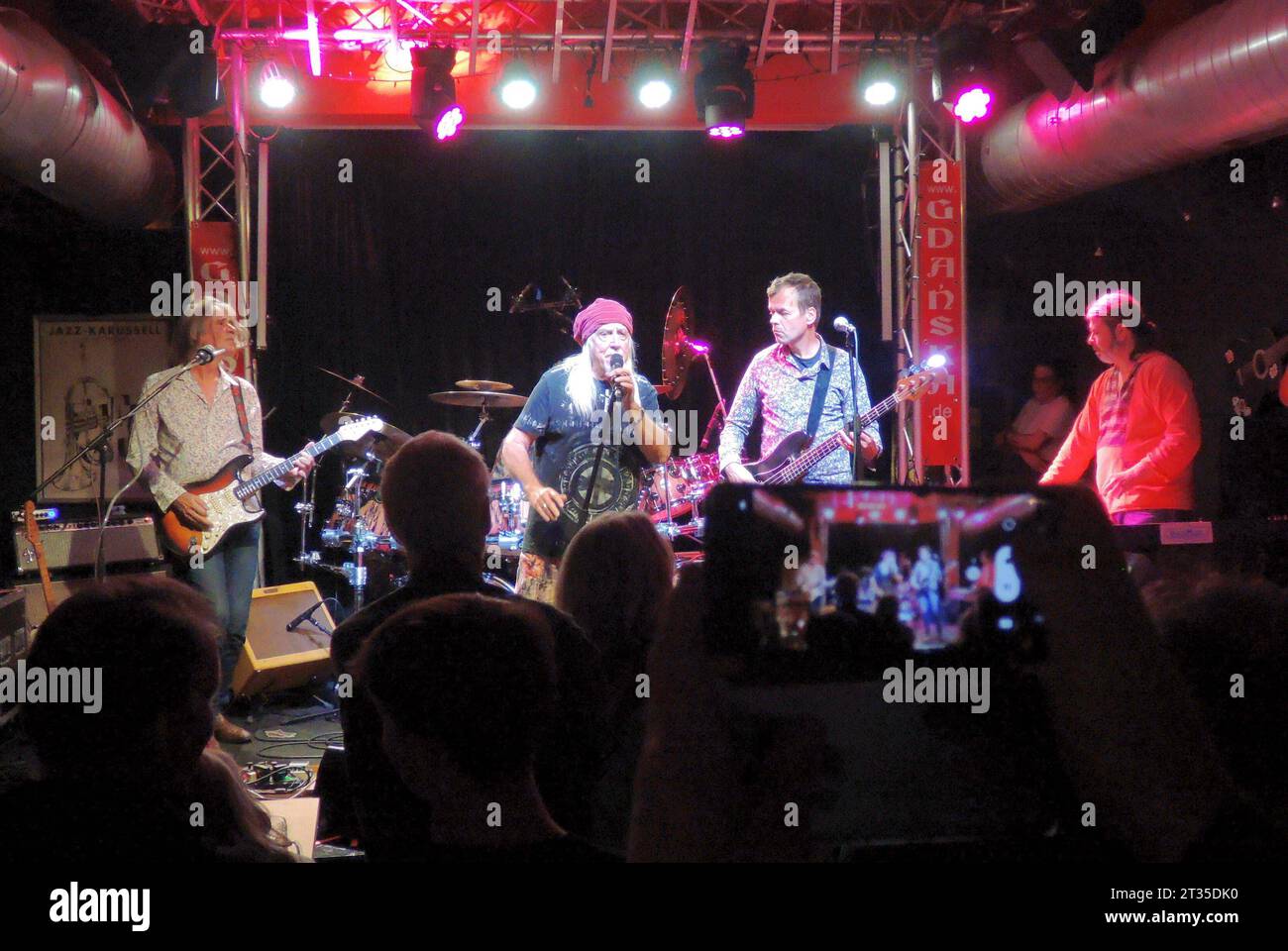 G manni immagini e fotografie stock ad alta risoluzione - Alamy