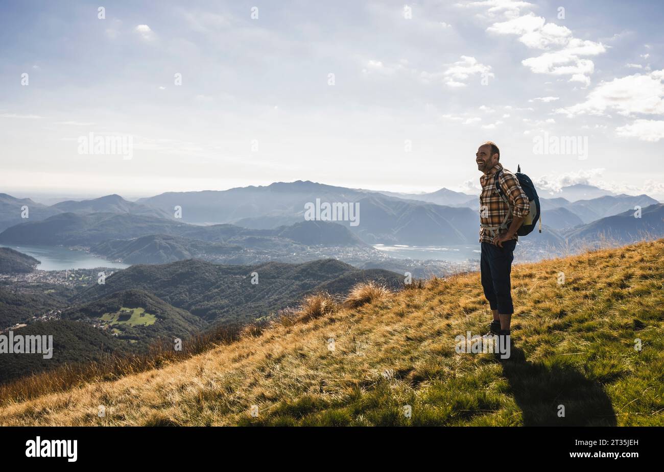 Montagna vacanza immagini e fotografie stock ad alta risoluzione - Alamy