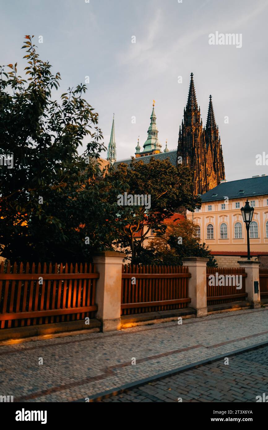 Castello gotico immagini e fotografie stock ad alta risoluzione - Alamy