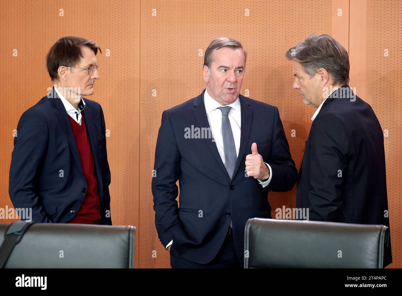 Karl Lauterbach, Bundesminister fuer Gesundheit, SPD, Boris Ludwig ...
