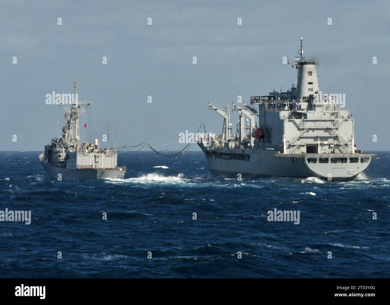 Marina cilena, CNS Almirante Montt (AO 52), Frigate, RAS, US Navy, USS ...