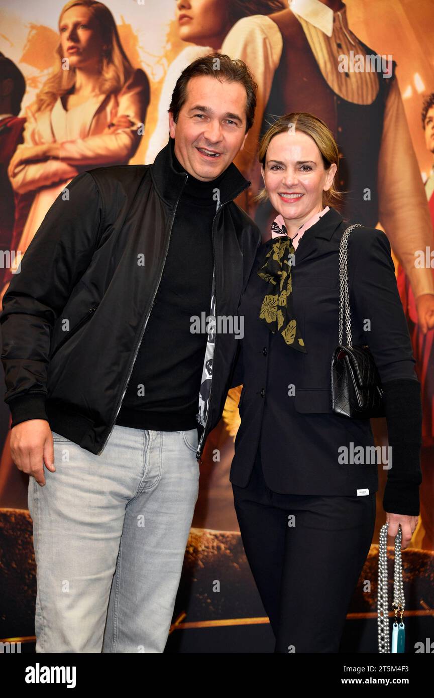 Andreas Elsholz und Denise Zich bei der Premiere des Kinofilms "Die ...
