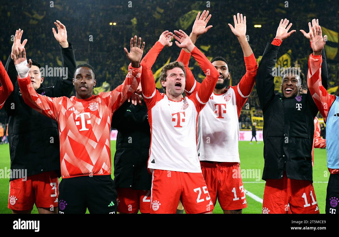 Eric maxim choupo moting festeggiare immagini e fotografie stock ad ...