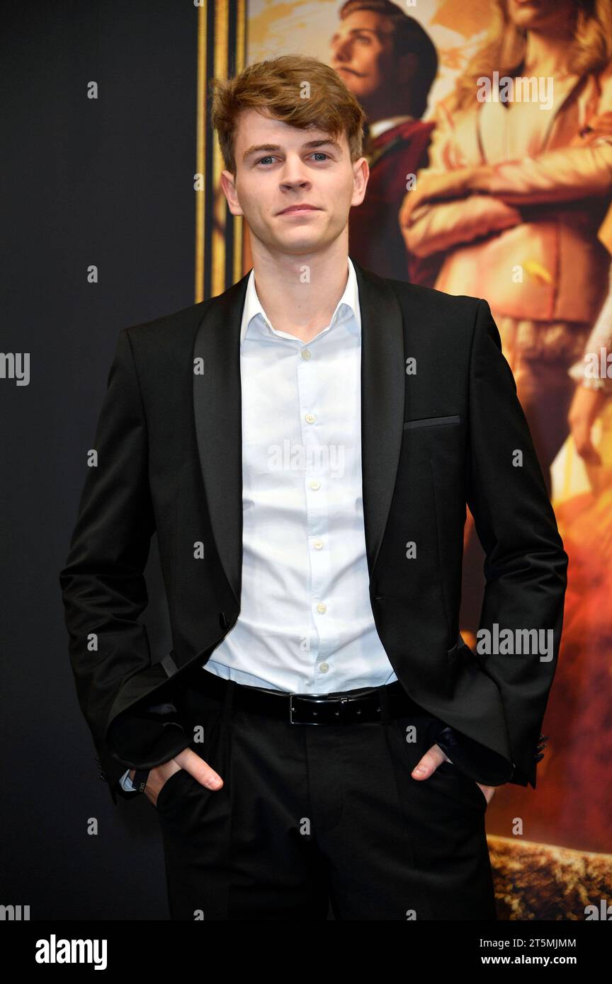 Tim Torok bei der Premiere des Kinofilms Die Tribute von Panem - The ...