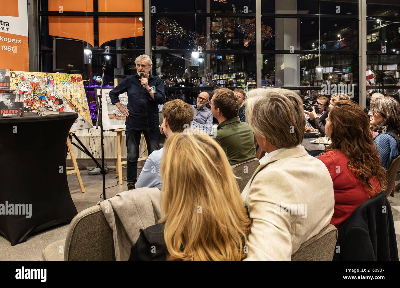 AMSTELVEEN - Toon van Driel durante la presentazione di FC Knudde, la ...
