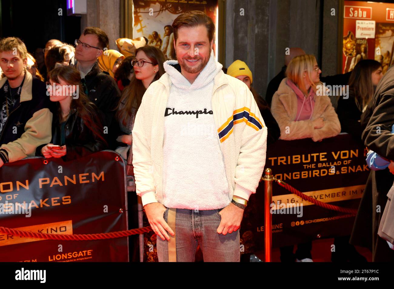 Nicolas Puschmann bei der Premiere des Kinofilms Die Tribute von Panem ...