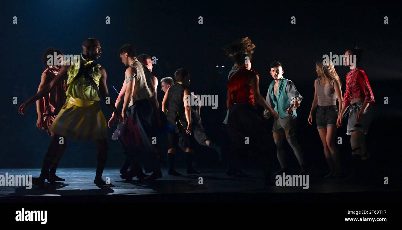 Pionieri della danza ampiamente acclamati, BalletBoyz torna sul palco ...