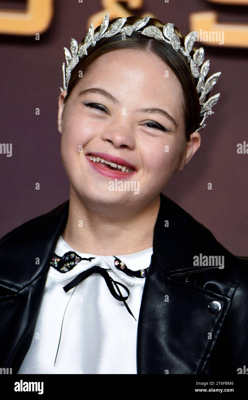 Sofia Sanchez bei der Premiere des Kinofilms The Hunger Games: The ...