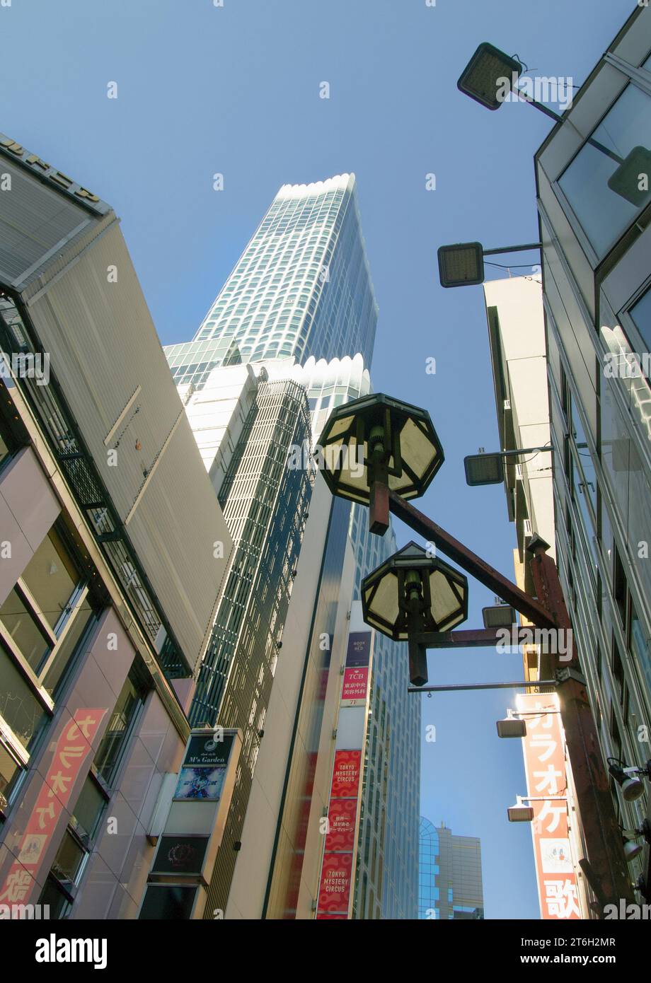 Torre tokyu kabukicho immagini e fotografie stock ad alta risoluzione ...