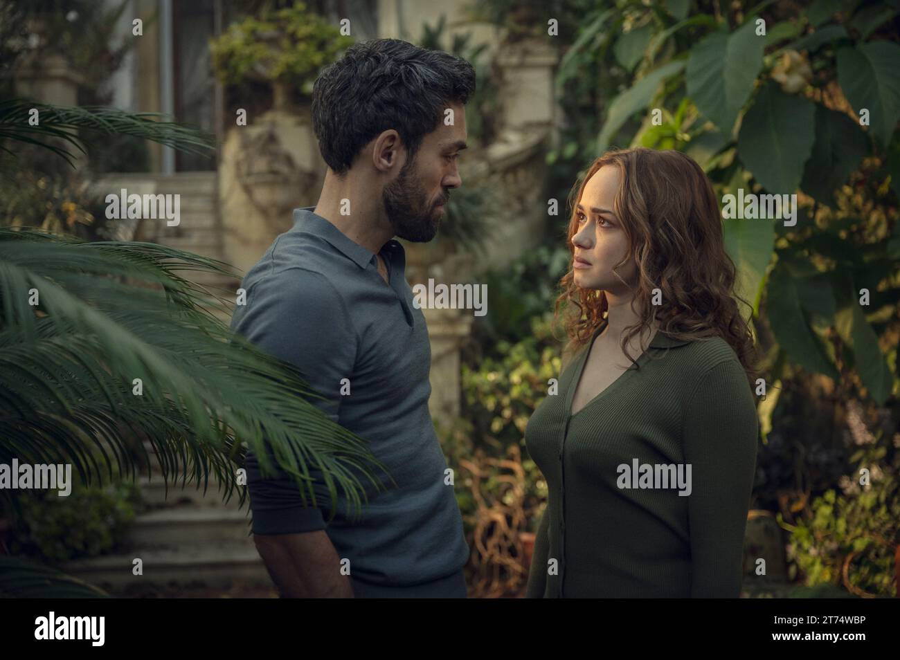 Rose villain immagini e fotografie stock ad alta risoluzione - Alamy