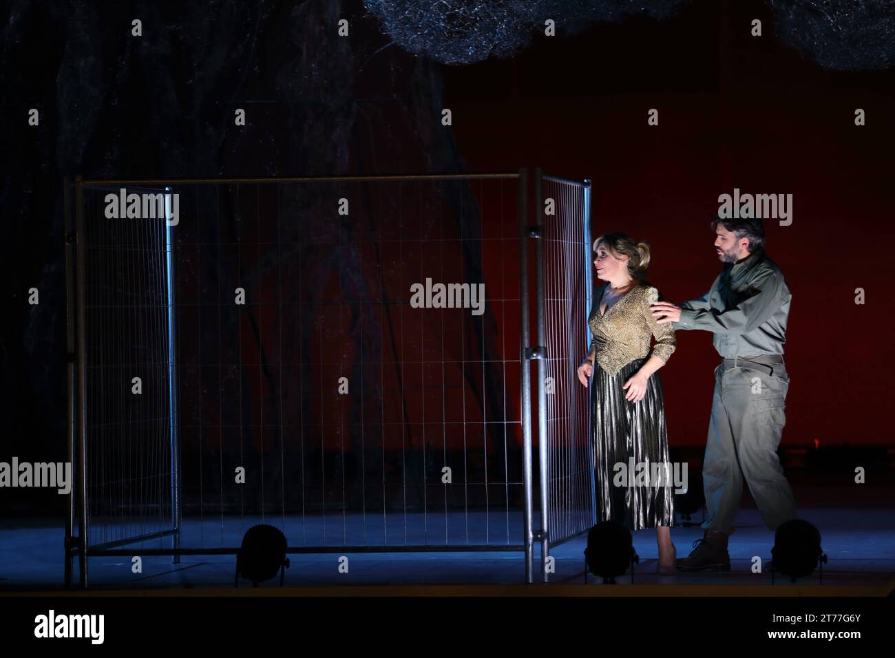 Carolyn Sampson als Creuse und Reinoud Van Mechelen als Jason während ...