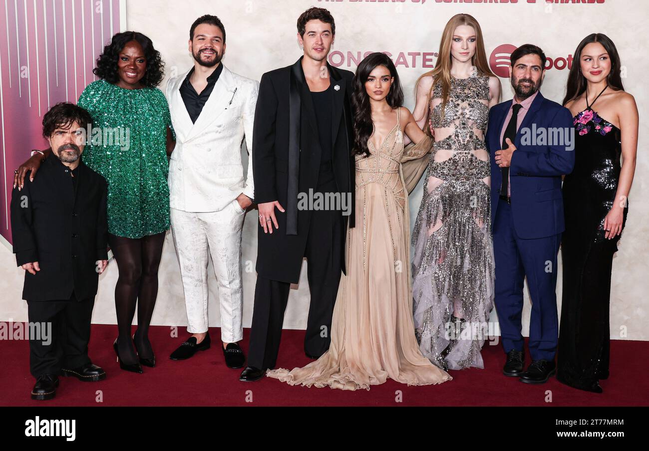 HOLLYWOOD, LOS ANGELES, CALIFORNIA, USA - 13 NOVEMBRE: Peter Dinklage ...