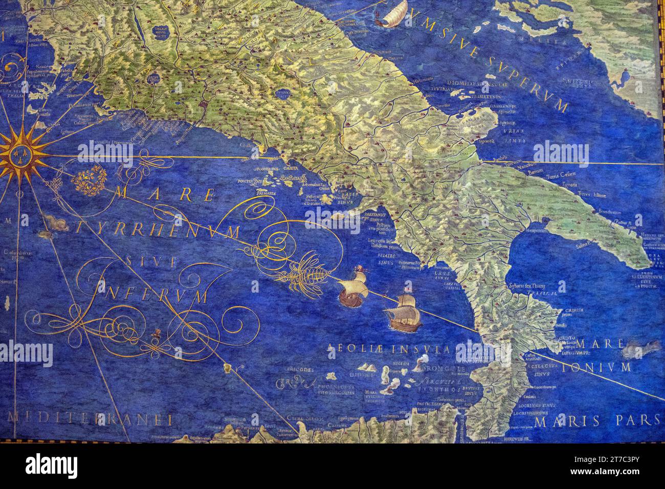 Sala delle mappe immagini e fotografie stock ad alta risoluzione - Alamy