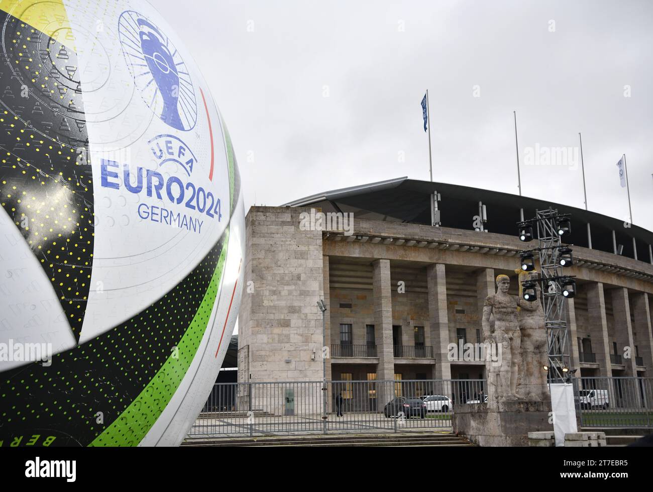 Berlino, Germania. 15 novembre 2023. La foto scattata il 15 novembre 2023 mostra un modello del ...