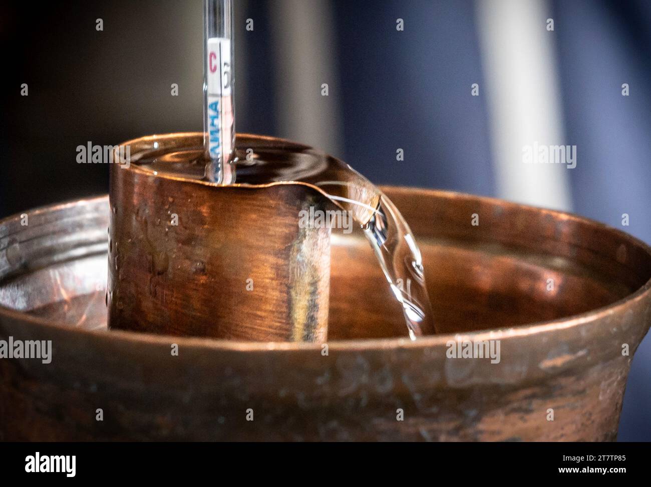 Rakiya originario della bulgaria immagini e fotografie stock ad alta ...