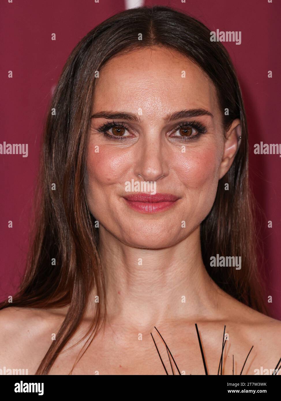 LOS ANGELES, CALIFORNIA, USA - 16 NOVEMBRE: L'attrice israeliana ...