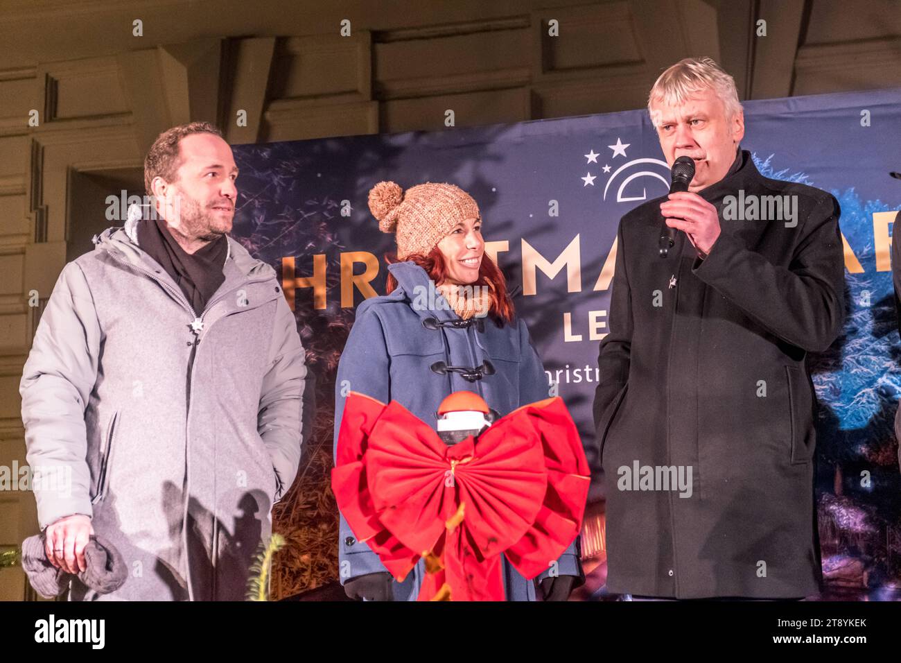 Lipsia, 21 anni. Novembre 2023 Eine märchenhafte Premiere erstrahlte ...