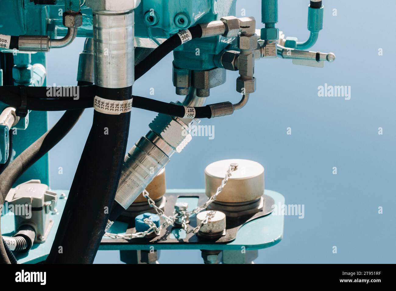 Motore a gru idrostatica.sistema di controllo del motore a gru ...