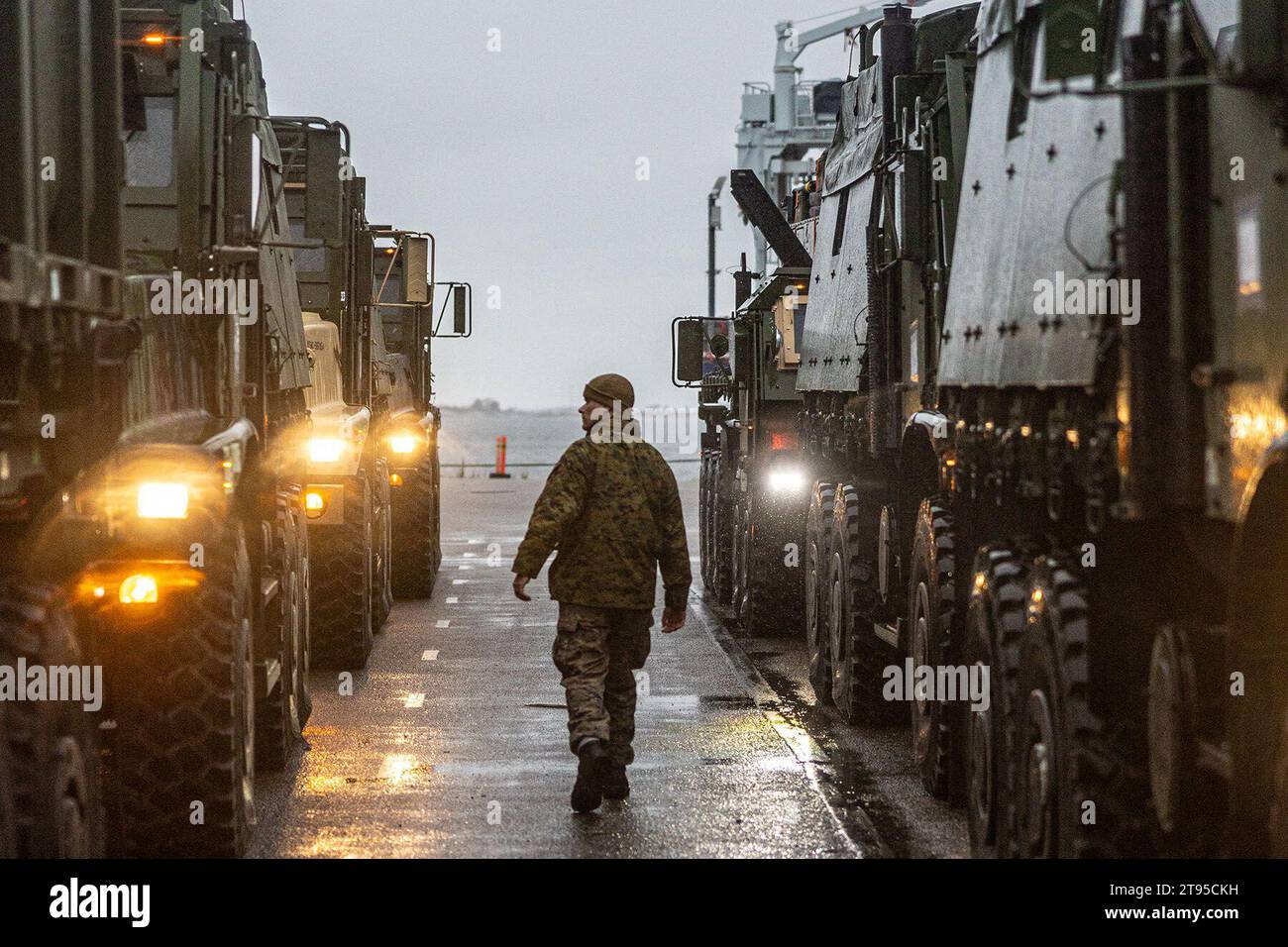 Convoglio del corpo dei marines immagini e fotografie stock ad alta ...
