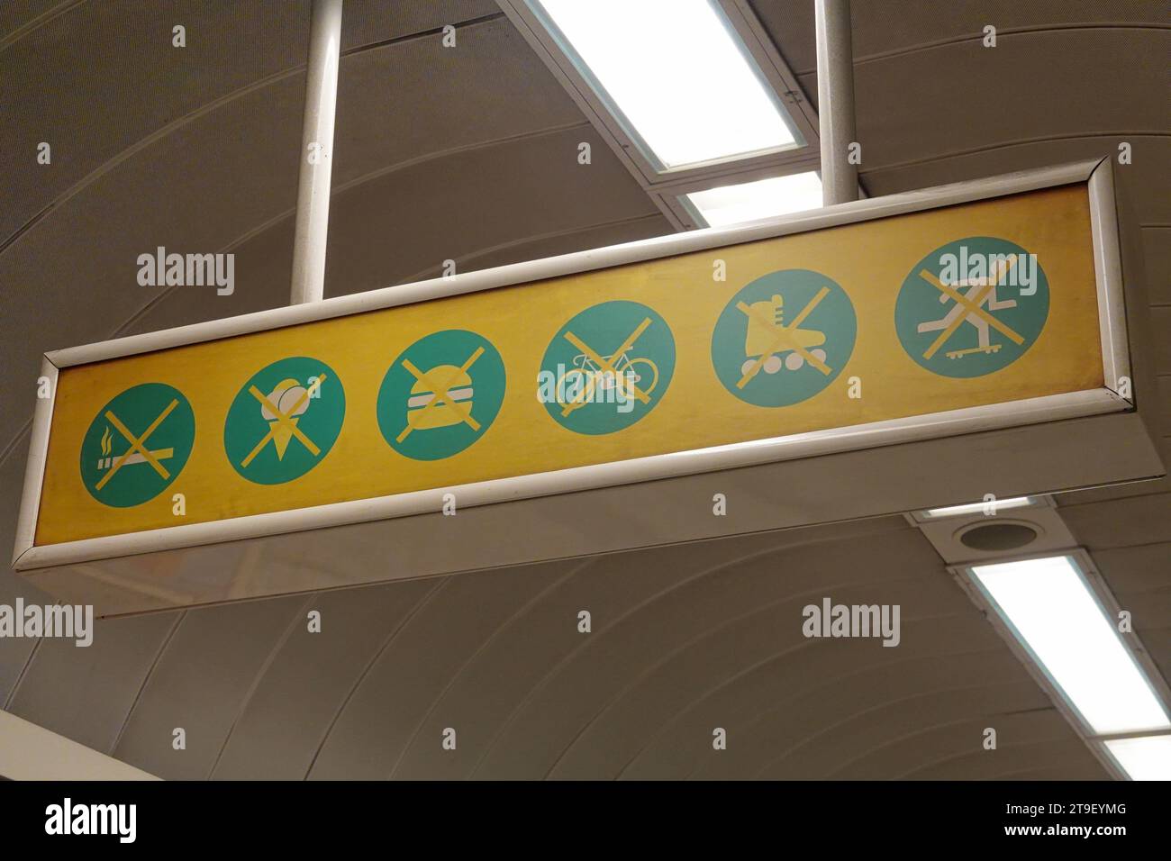 Piktogramm zeichen immagini e fotografie stock ad alta risoluzione - Alamy