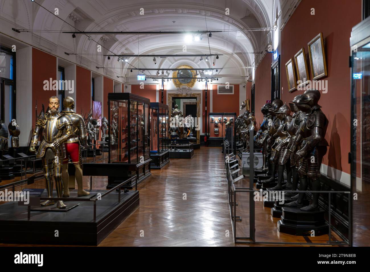 21.11.2023, Österreich, Die Hauptstadt Wien. Weltmuseum in der Hofburg ...